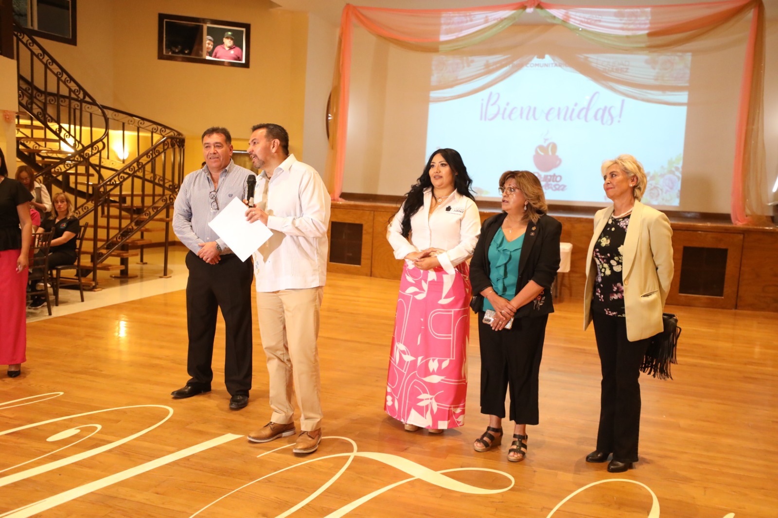 Arranca alcalde programa “Punto Rosa” de los Centros Comunitarios ...